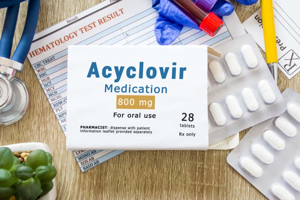 Acyclovir Obat Apa? Panduan Fungsi, Dosis, Efek Samping dan Kegunaannya ...